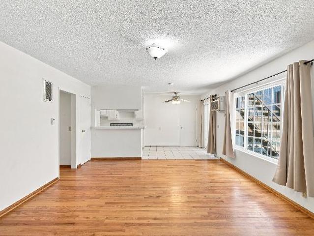 2 Br, 2 bath, Condo 3720 Vinton Ave