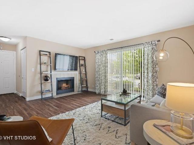 2 Br, 2 bath, Other 41 Kensington Circle