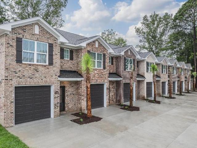 2 Br, 2 bath, Apartment 427 Wren Crest Ln