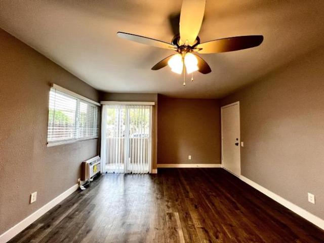 2 Br, 2 bath, Other 4424 47th St