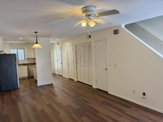 2 Br, 2 bath, Other 455 S Mesa Dr