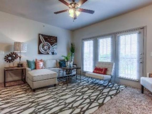 2 Br, 2 bath, Other 5501 Lakeview Parkway