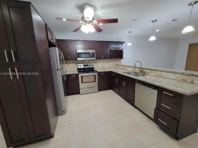2 Br, 2 bath, Other 5780 SW 61st St