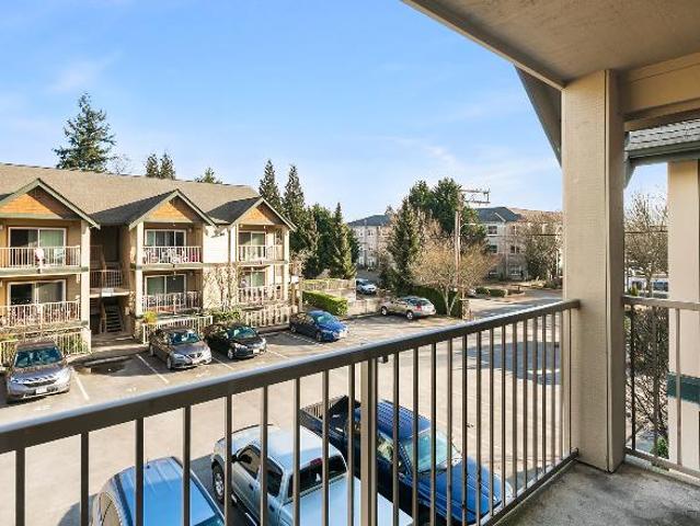 2 Br, 2 bath, Other 7206 7208 NE 182nd St