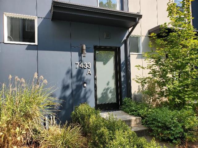 2 Br, 2 bath, Other 7433 A 4th Ave NE