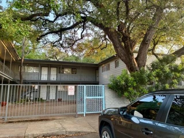 2 Br, 2 bath, Other 803 W 28th Street