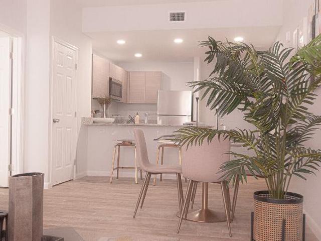 2 Br, 2 bath, Apartment 820 Isaacville Drive