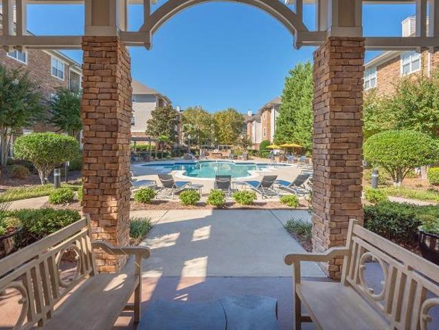 2 Br, 2 bath, Apartment 8940 Camden Creek Ln