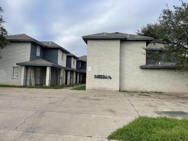 2 Br, 2 bath, Apartment 900 West Cherokee Avenue