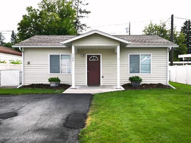 2 Br, 2 bath, Other 1124 3rd Avenue West