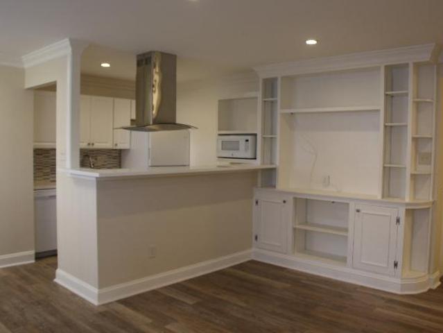 2 Br, 2 bath, Other 1133 N Randolph Street