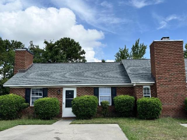 2 Br, 2 bath, Other 1200 Peyton Cir
