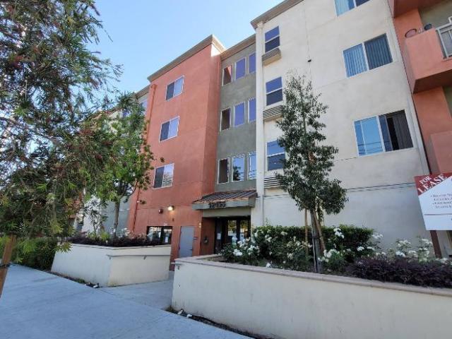 2 Br, 2 bath, Other 12455 San Fernando Road