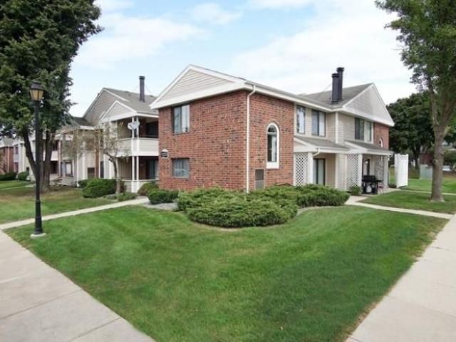 2 Br, 2 bath, Other 1517 Westminster Drive