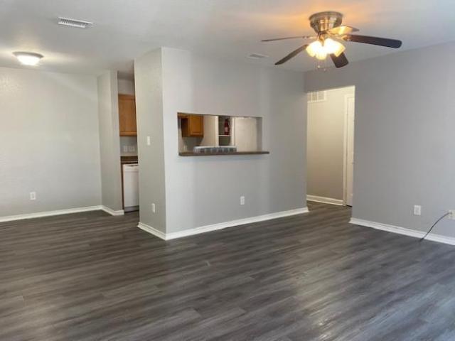 2 Br, 2 bath, Other 1709 West Schunior Street