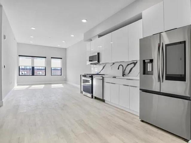 2 Br, 2 bath, Apartment 187 Culver Avenue