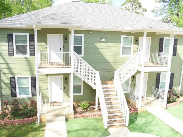 2 Br, 2 bath, Other 1911 Banita Street