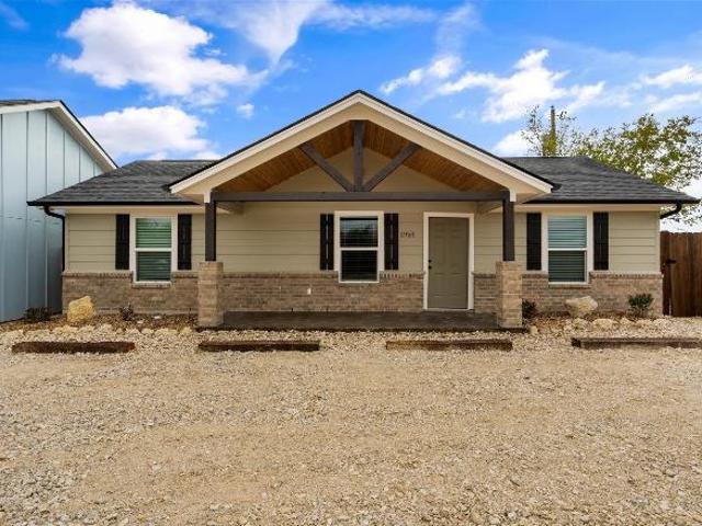 2 Br, 2 bath, Other 1949 Johnson Bend Road