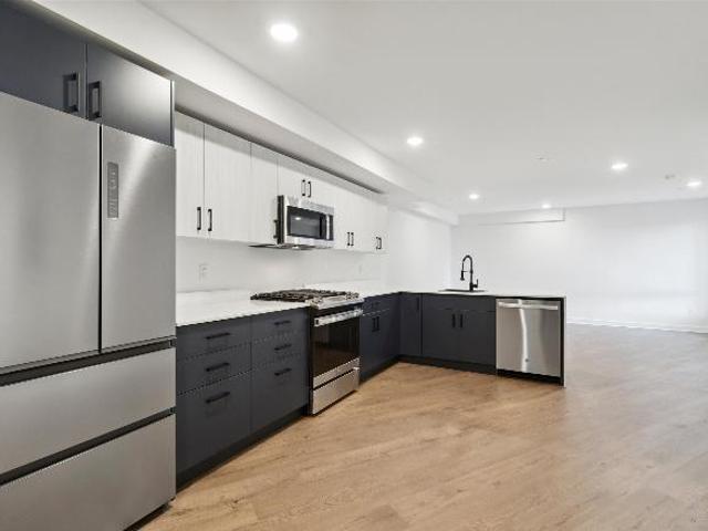 2 Br, 2 bath, Apartment 1951 Point Breeze Avenue