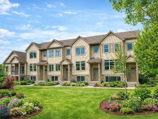 2 Br, 2 bath, Other 225 Regency Court