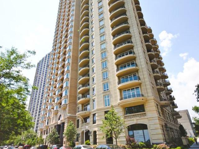2 Br, 2 bath, Other 2550 N Lakeview Avenue