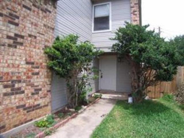 2 Br, 2 bath, Other 2636 Gwendolyn Ln