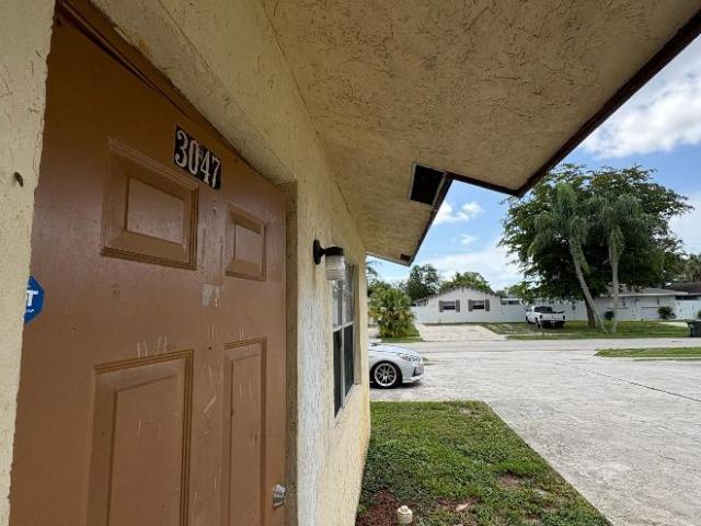 2 Br, 2 bath, Other 3047 Perry Avenue