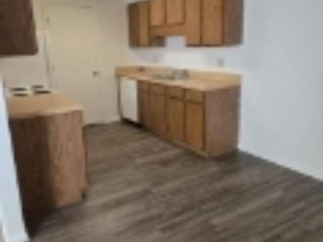 2 Br, 2 bath, Apartment 3703 Southborough Rd