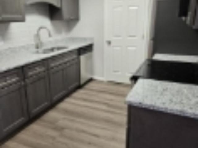 2 Br, 2 bath, Apartment 3703 Southborough Rd
