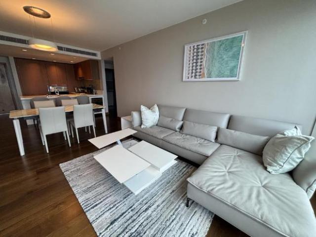 2 Br, 2 bath, Single Family Home 1555 Kapiolani Blvd