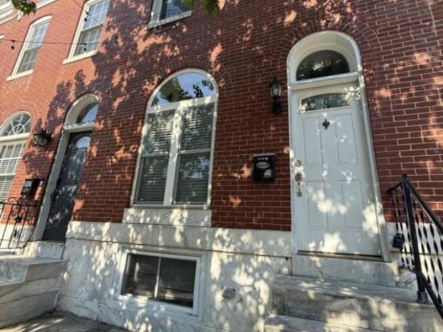 2 Br, 2 bath, Single Family Home 249 S East Ave