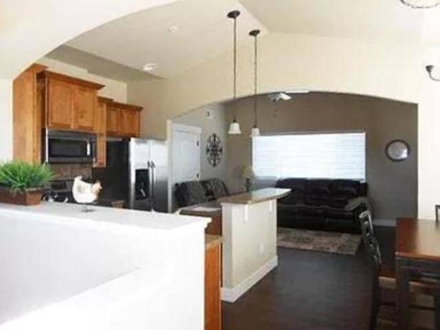2 Br, 2 bath, Single Family Home 3838 Steelhead St