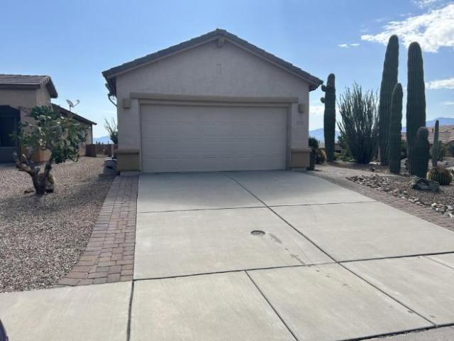2 Br, 2 bath, Single Family Home 540 N Mazatzal Dr