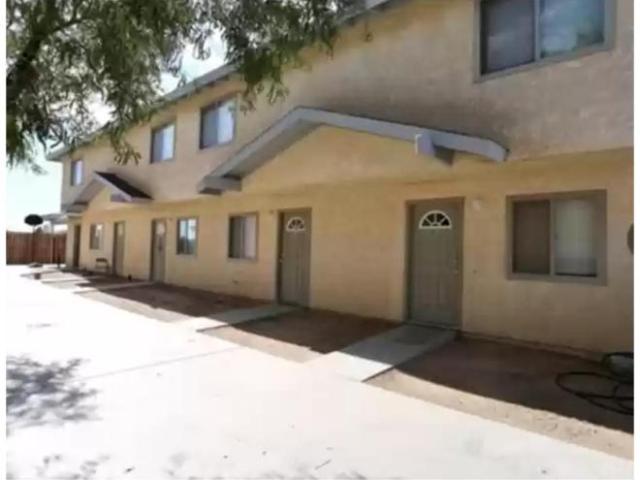 2 Br, 2 bath, Single Family Home 8312 Dogbane Ave