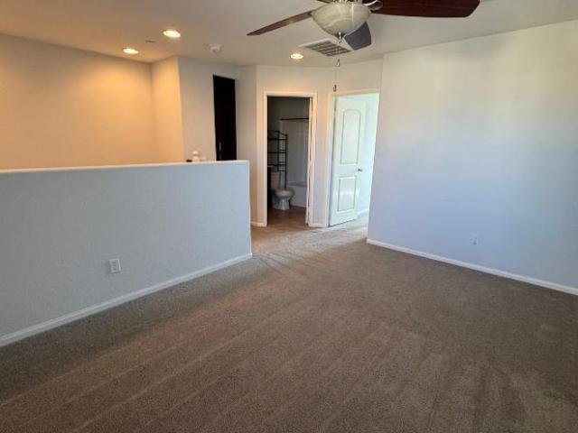 2 Br, 2 bath, Single Family 1460 Mockingbird Ct
