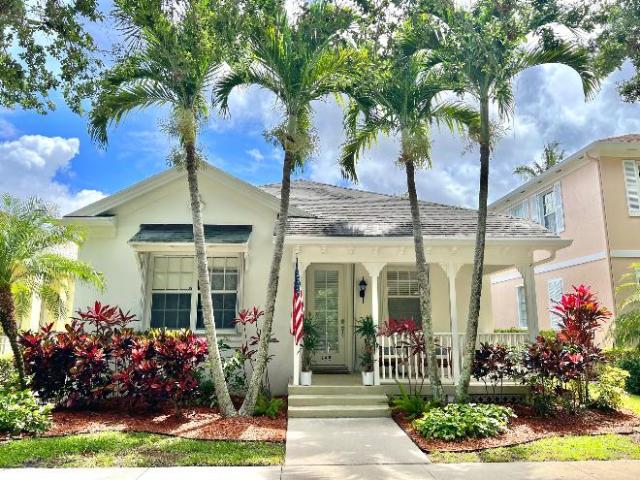 2 Br, 2 bath, Single Family 148 Newcastle Dr