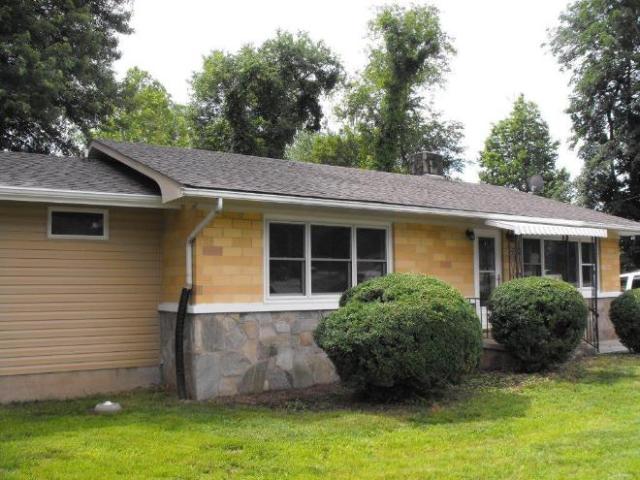 2 Br, 2 bath, Single Family 1581 Sulpher Springs