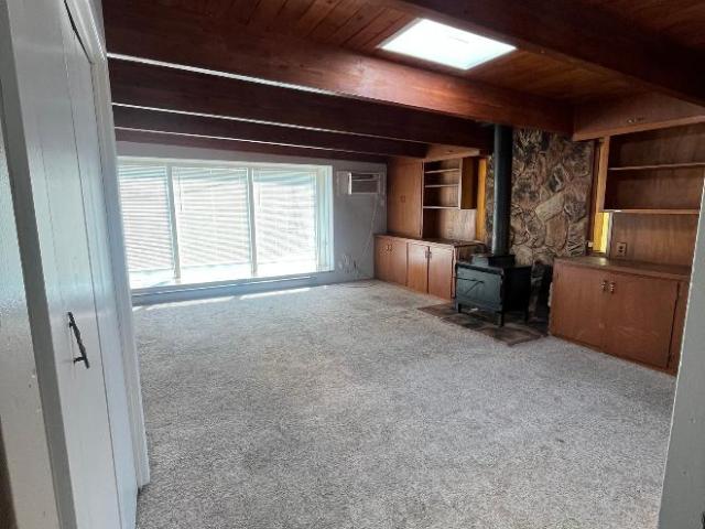 2 Br, 2 bath, Single Family 16031 Road 10 7