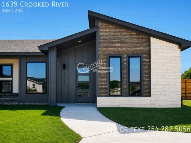 2 Br, 2 bath, Single Family 1639 Crooked River