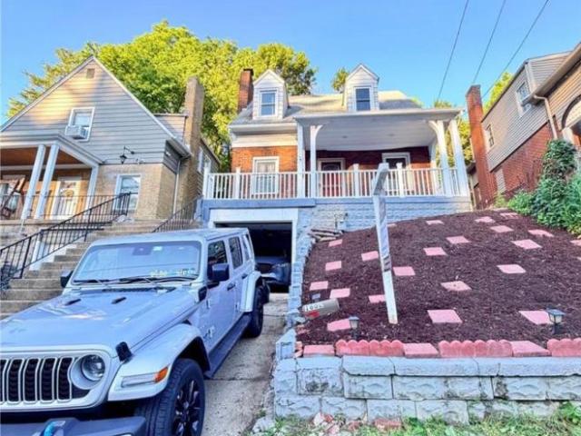 2 Br, 2 bath, Single Family 1662 Mcfarland Rd