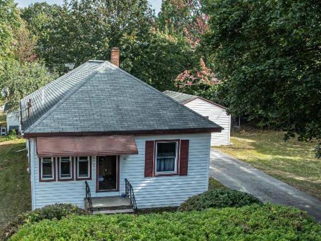 2 Br, 2 bath, Single Family 16 Rothay Ave