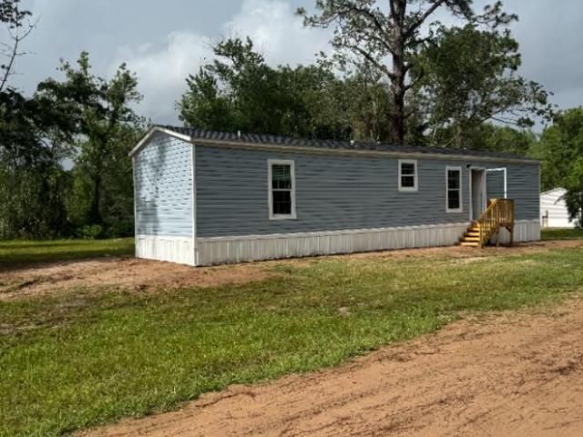2 Br, 2 bath, Single Family 17034 Barnard Ln