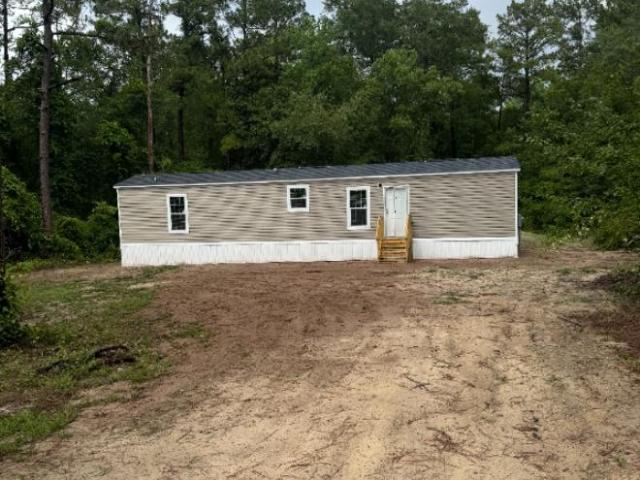 2 Br, 2 bath, Single Family 17096 Barnard Ln