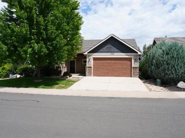 2 Br, 2 bath, Single Family 1727 Clear Creek Ct