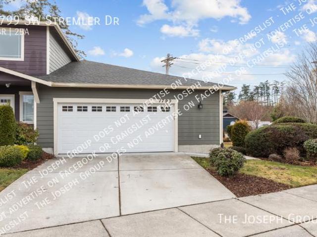 2 Br, 2 bath, Single Family 1799 SW Stremler Dr