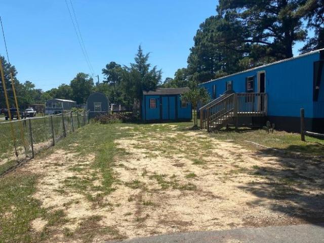 2 Br, 2 bath, Single Family 17 N Peggy