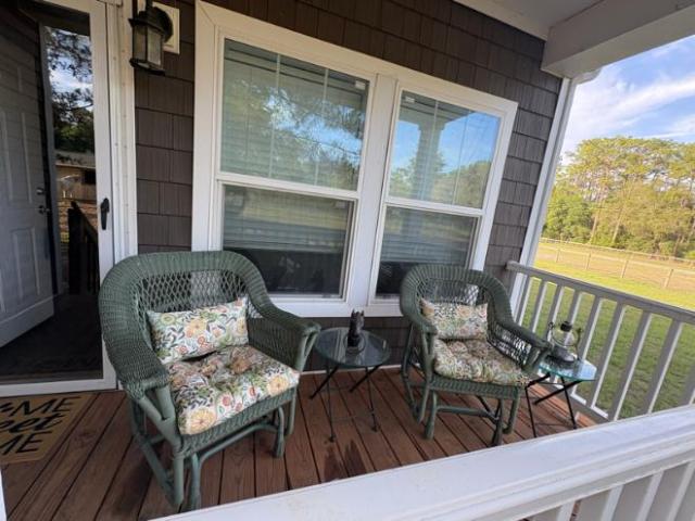 2 Br, 2 bath, Single Family 1820 Ne 152nd Ct