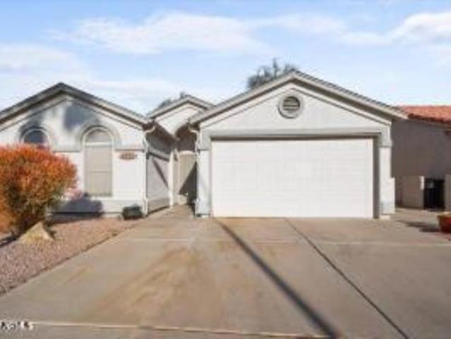 2 Br, 2 bath, Single Family 1830 East Westchester Drive
