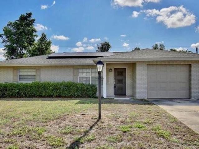 2 Br, 2 bath, Single Family 1847 Fayetteville Ave