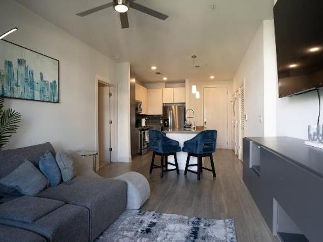 2 Br, 2 bath, Single Family 1888 Emery St NW